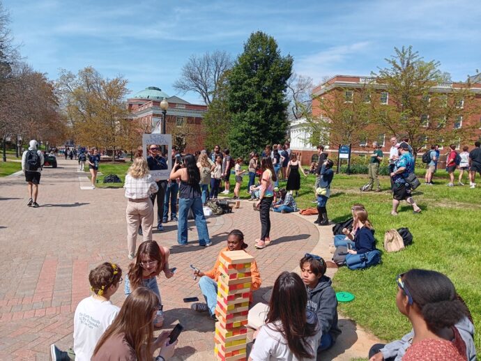 Physics Home Page - Physics and Applied Physics